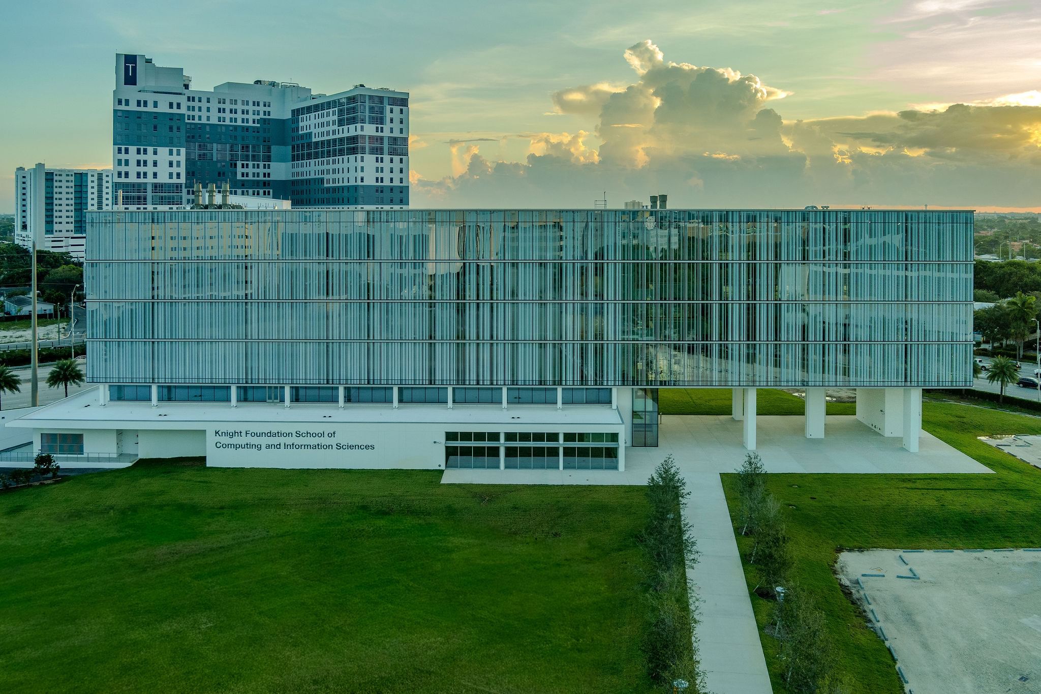 DGS Jesse Unruh State Office Building… | DPR Construction