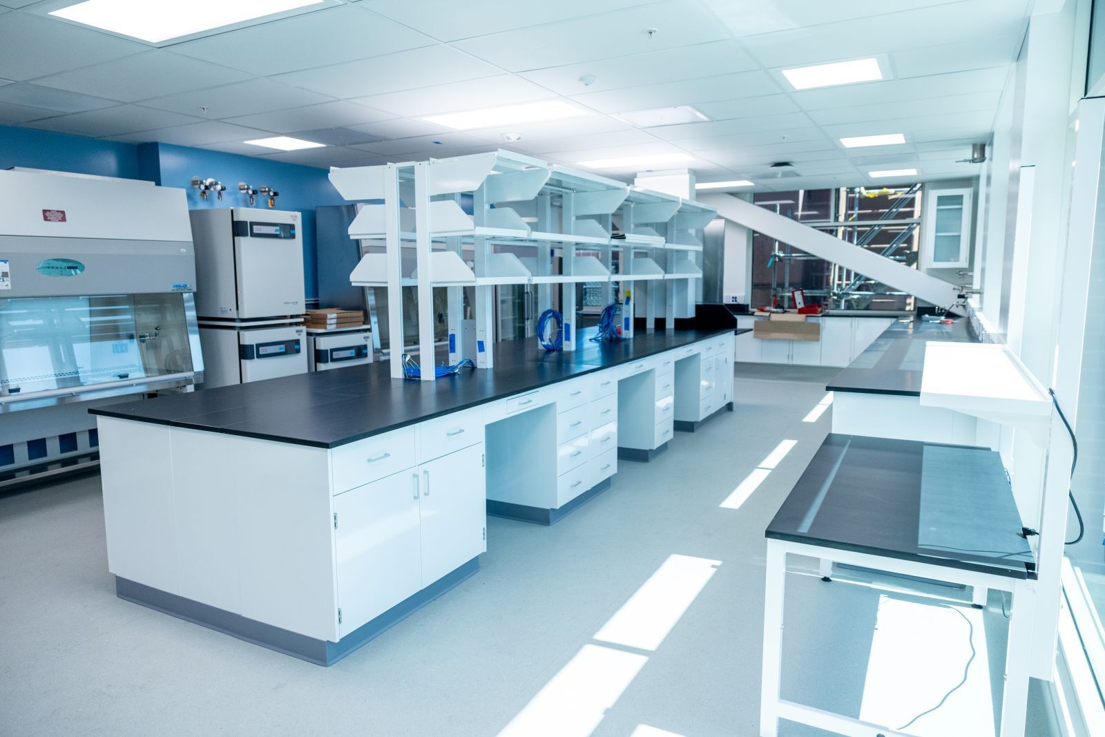 Manufacturing Facility & QC Lab | DPR Construction